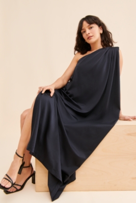 Anna Cape Dress | Nuuly