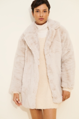 Snow Faux Fur Coat | Nuuly