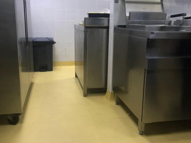 Seamless Kitchen Floor in Dubai Hotel | Sherwin-Williams